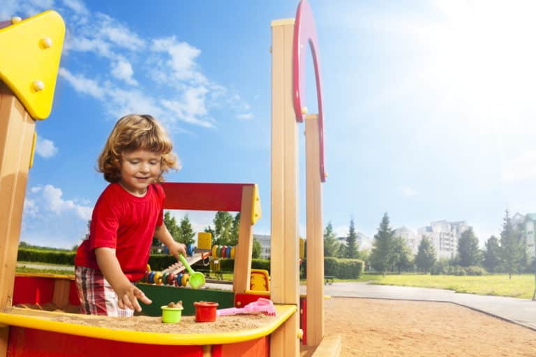 Wissenswertes zum Thema Sandkasten - Kind und Spiel